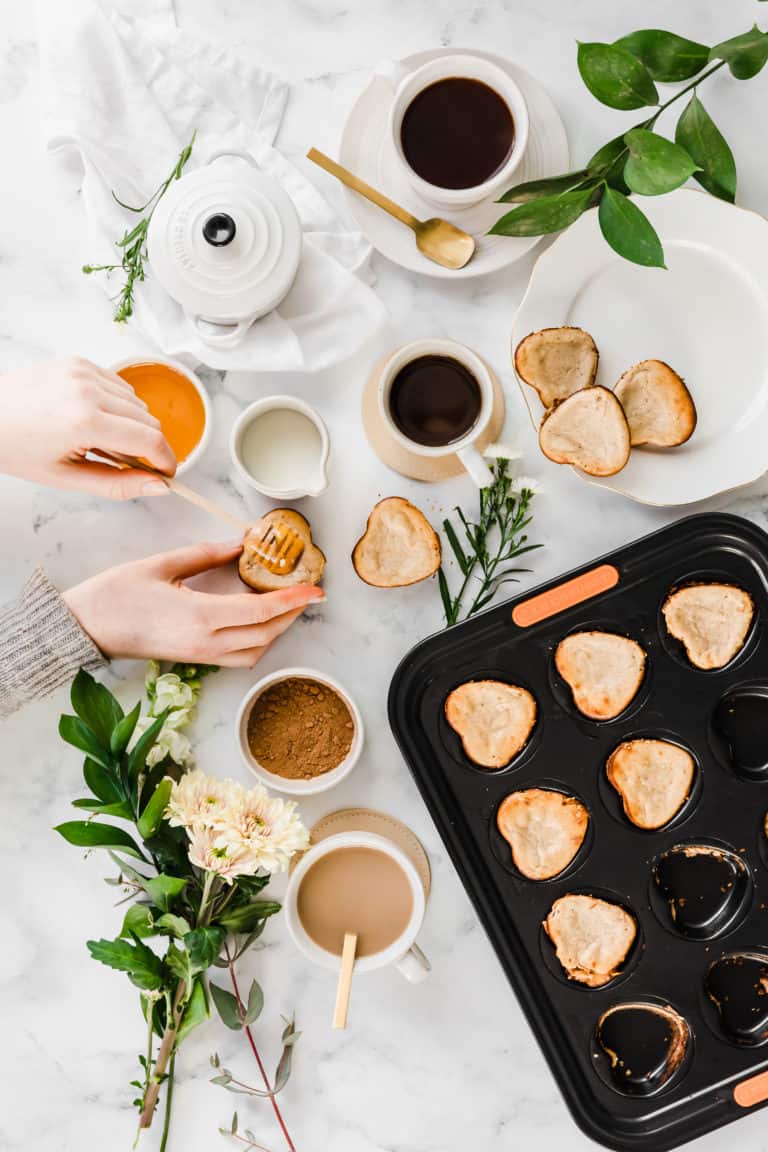 Mini Chai Baked Cheesecakes - Baking Ginger